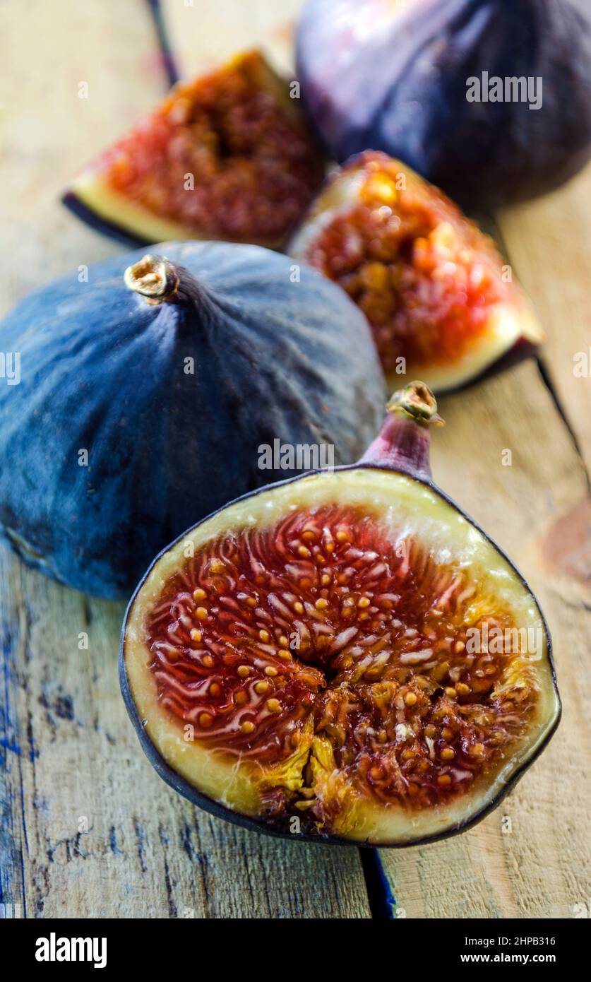 Background light purple seed hi-res stock photography and images - Alamy