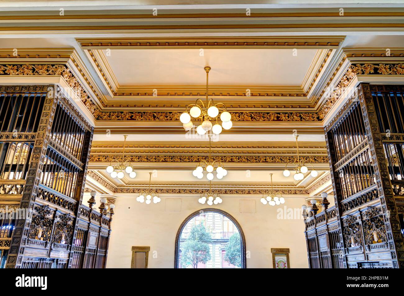 Mexico City, Post office building Stock Photo - Alamy