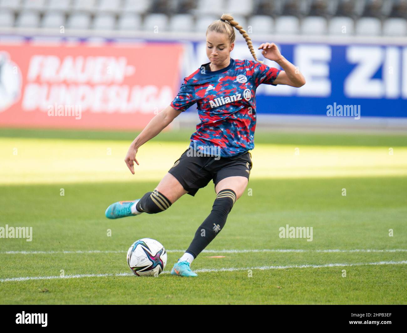 Giulia Gwinn (7 FC Bayern München) in Action at the 14. Gameday of ...