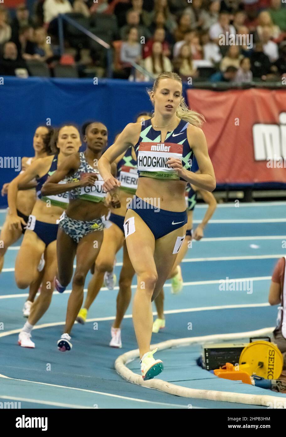 Keely Hodgkinson of Great Britain & NI on her way to breaking the ...