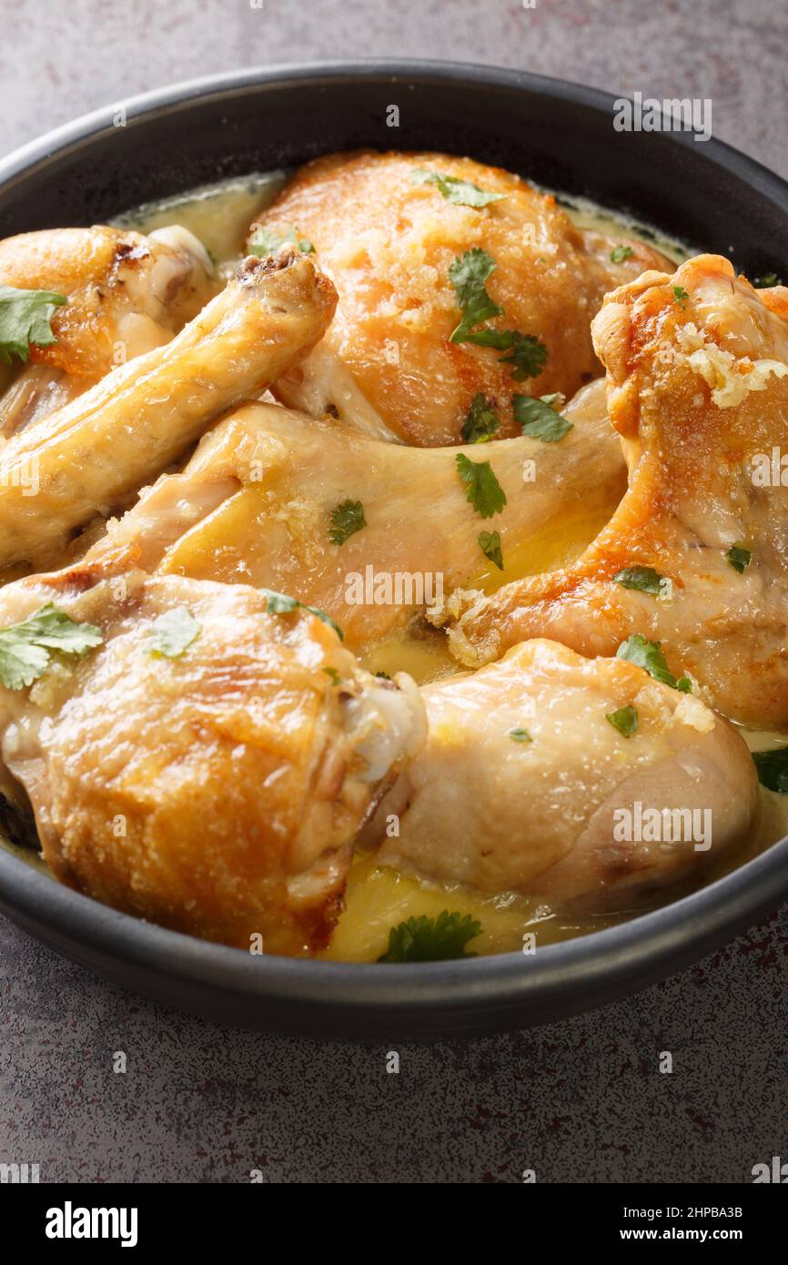 shkmeruli chkmeruli georgian cuisine chicken in a milk garlic sauce ...