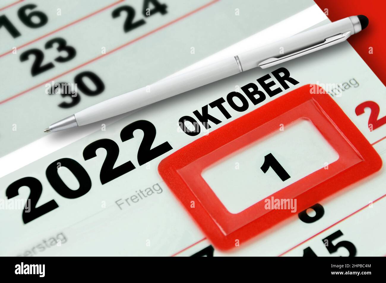 German calendar 2022 Saturday October 1 and Thursday Friday Stock Photo ...