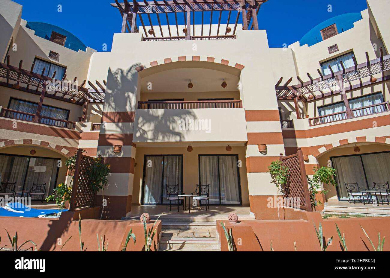 Patio architecture hi-res stock photography and images - Alamy