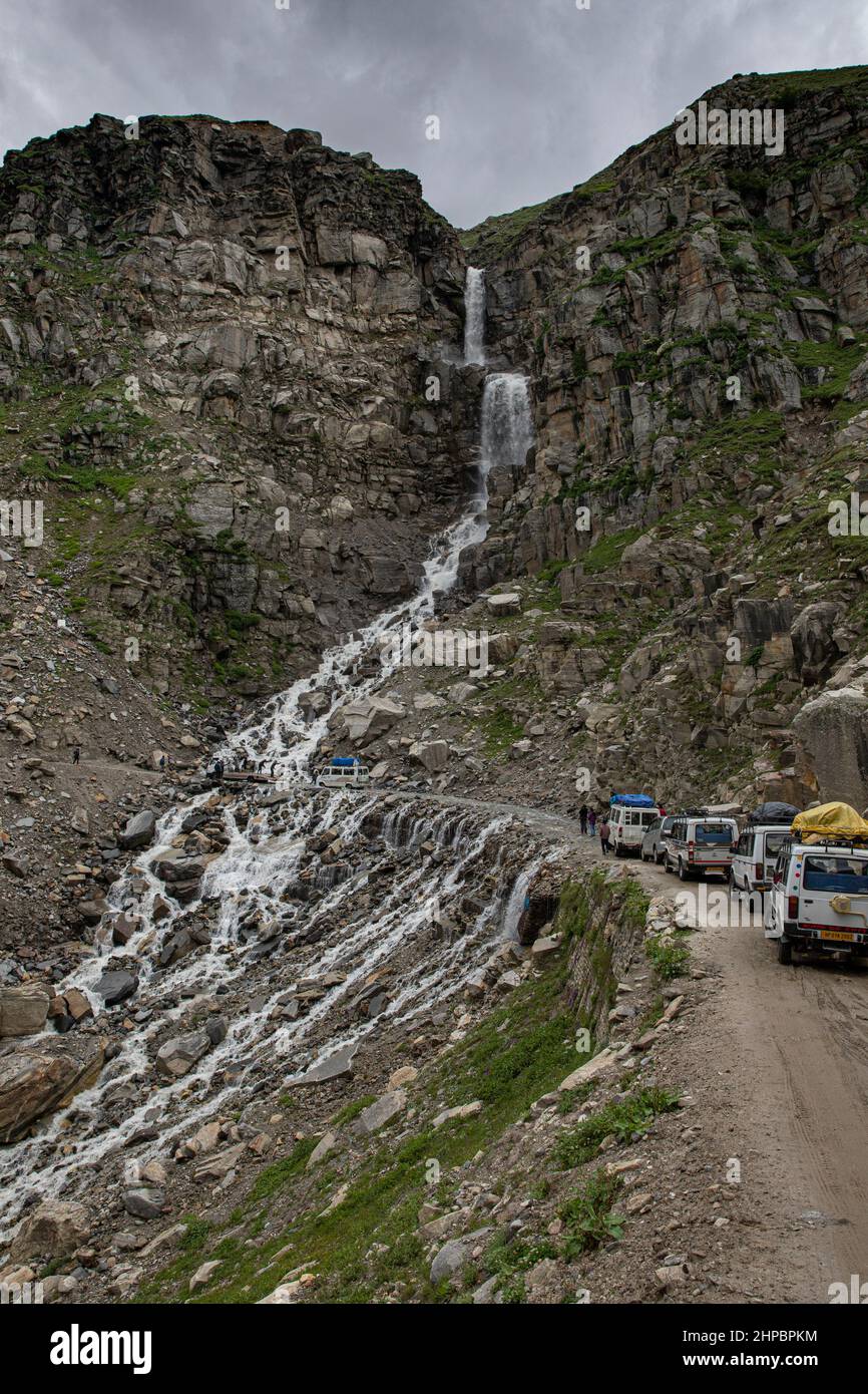 Traffic Jam on Waterfall enroute Manali Kaza Road, Himachal Pradesh ...