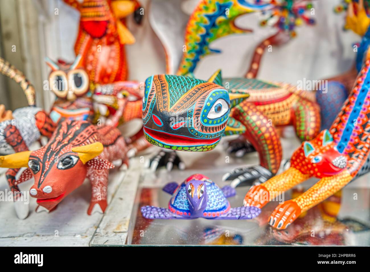 Mexican traditional crafts Stock Photo - Alamy