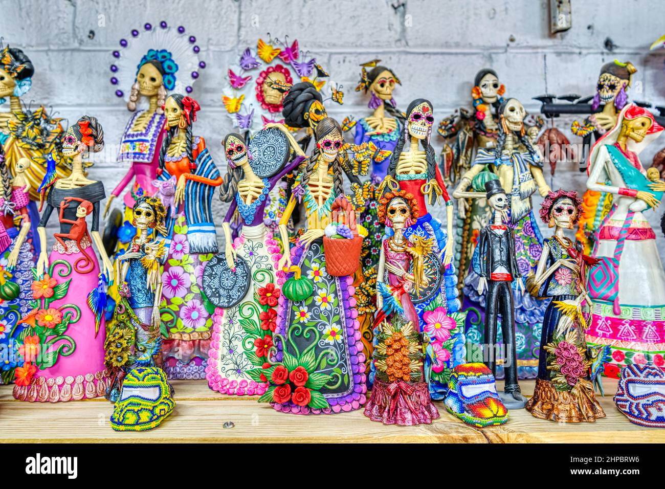 Mexican traditional crafts Stock Photo - Alamy