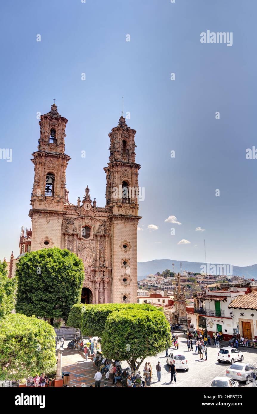 Mexico scenic taxco colonial hi-res stock photography and images - Alamy