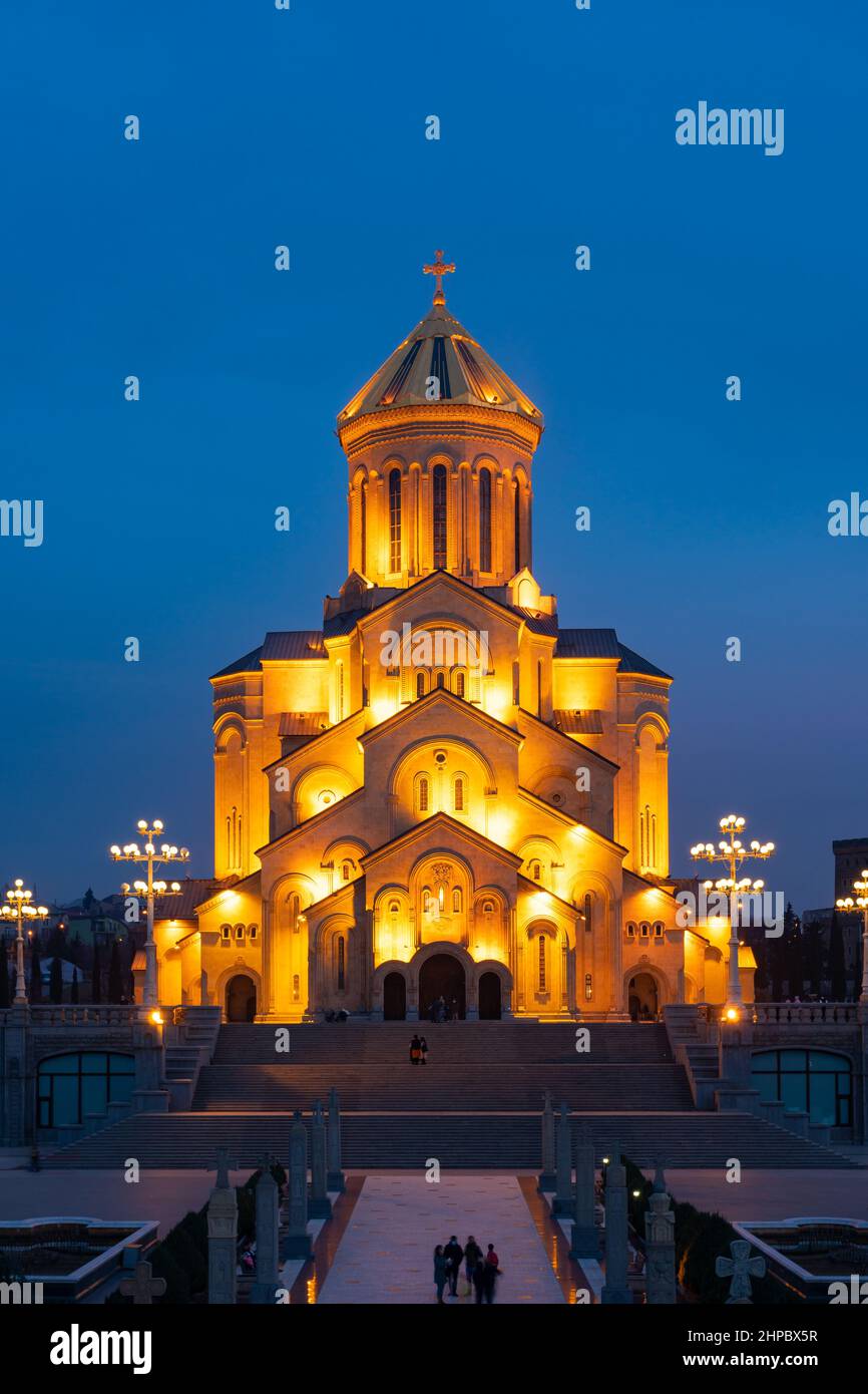 Night view of Holy Trinity Cathedral of Tbilisi - Sameba Stock Photo - Alamy