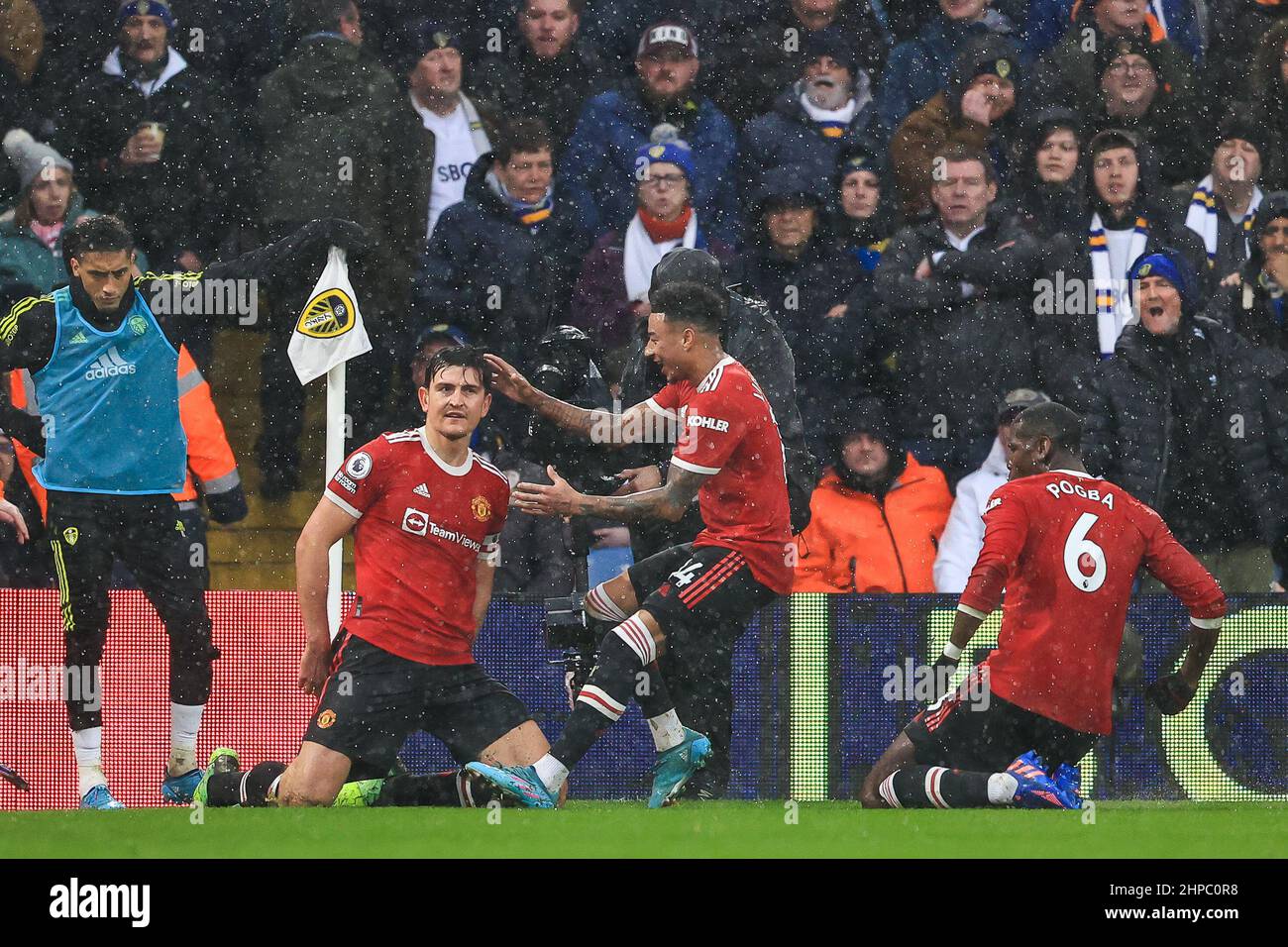 Harry Maguire #5 of Manchester United celebrates his goal to make it 0 ...