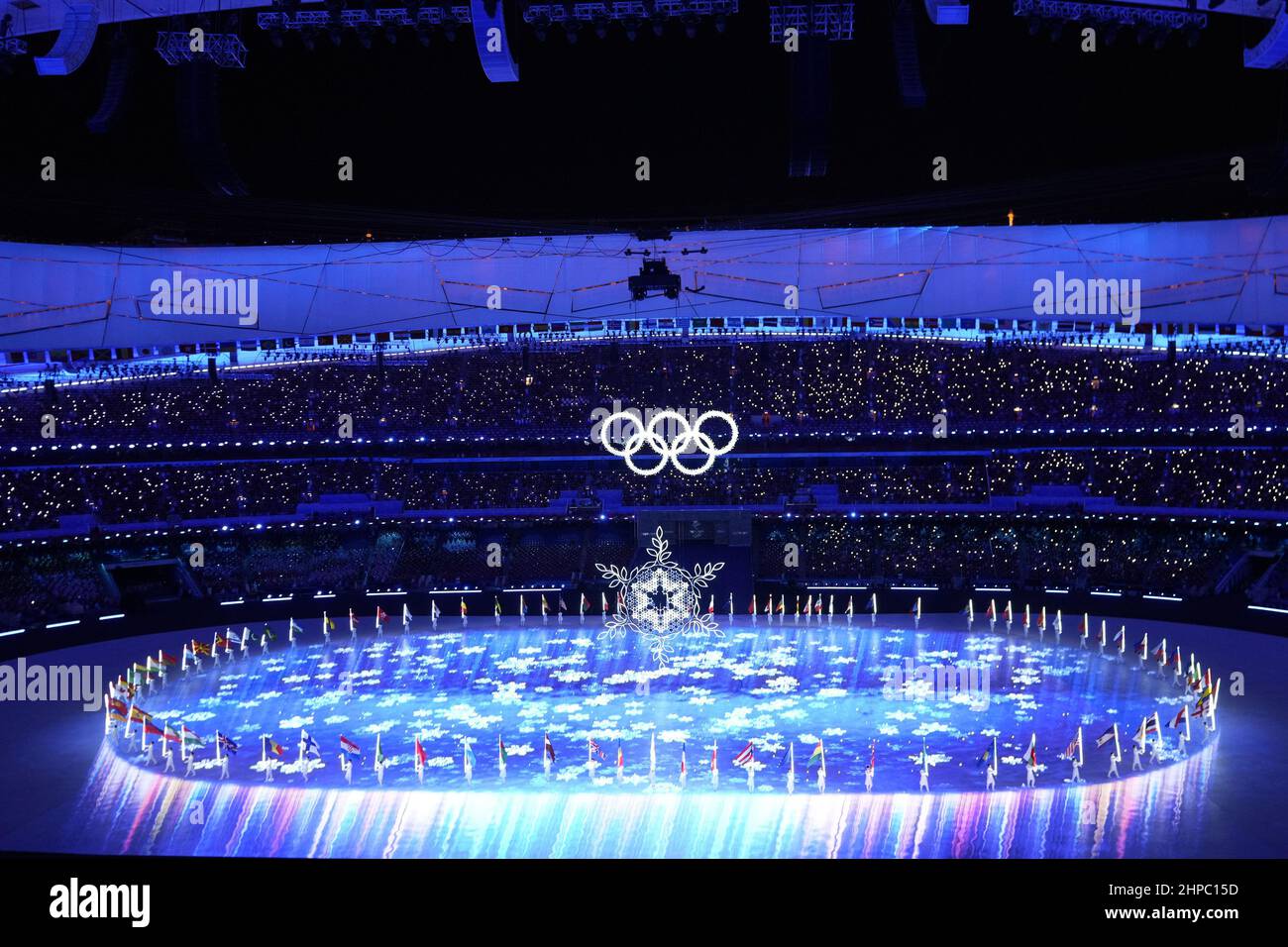 Country flags in a circle hi-res stock photography and images - Alamy