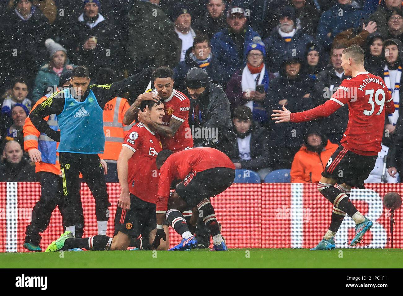 Harry Maguire #5 of Manchester United celebrates his goal to make it 0 ...