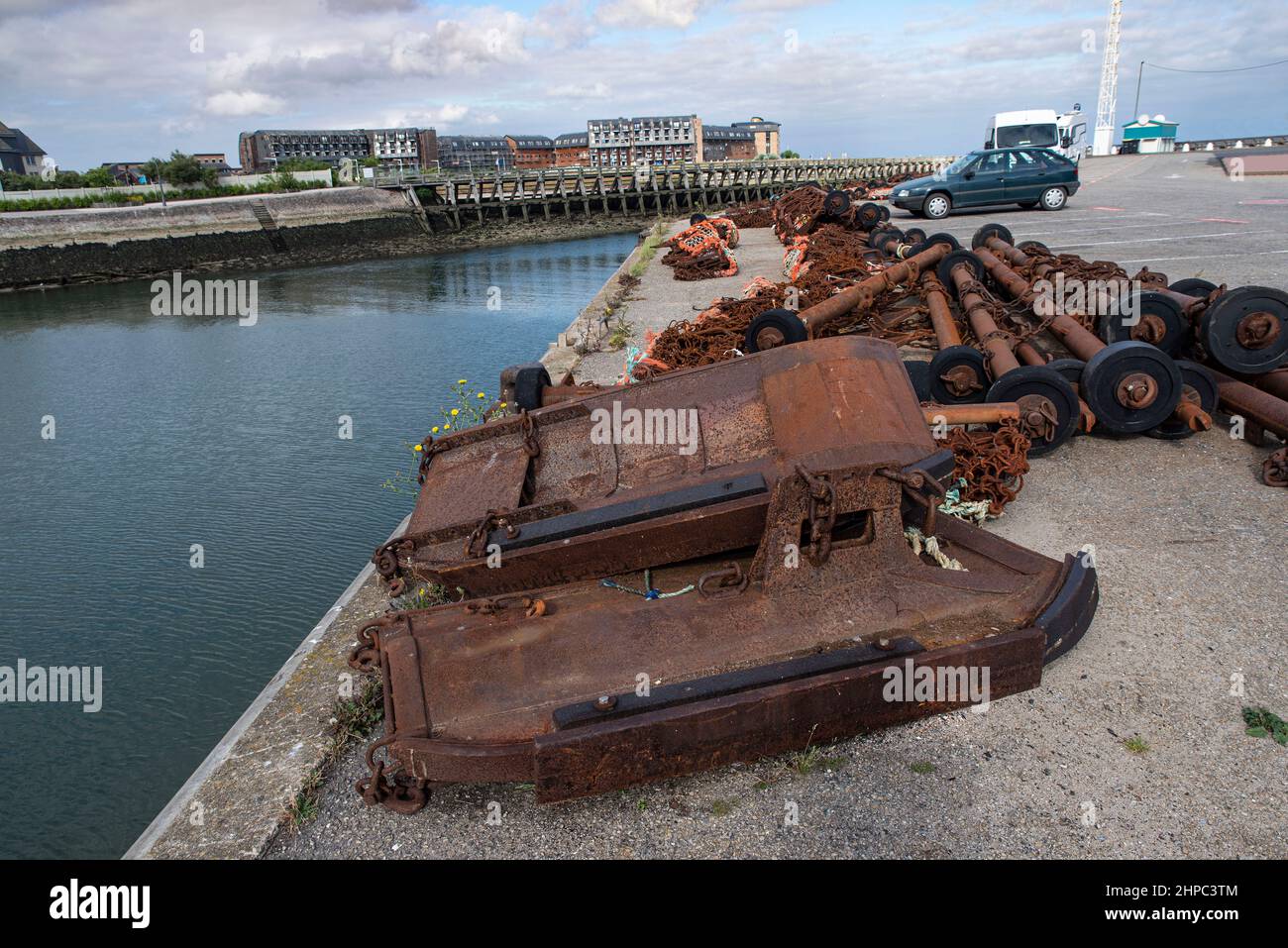 Dredge fishing hi-res stock photography and images - Alamy