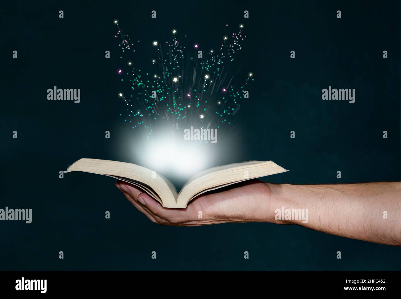 Biblia ilustración hi-res stock photography and images - Alamy