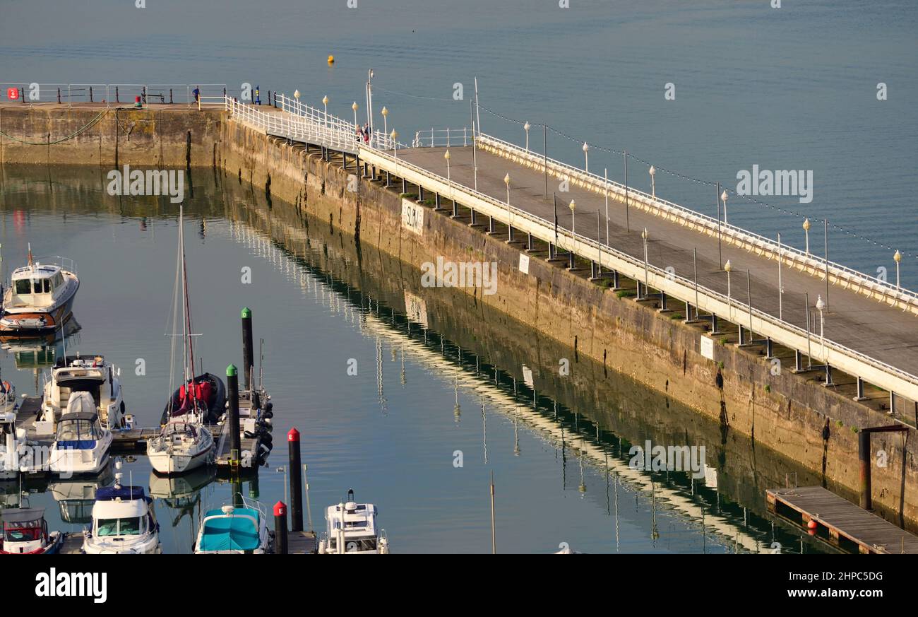 Princess pier and harbour, Torquay, South Devon, England Stock Photo ...