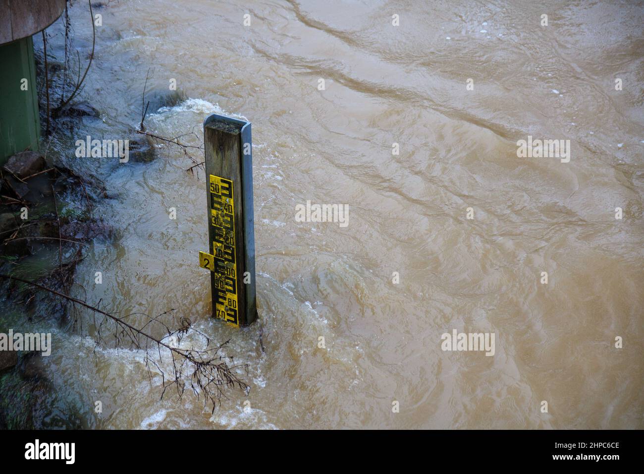 the water level can be read from a water level gauge placed in the ...
