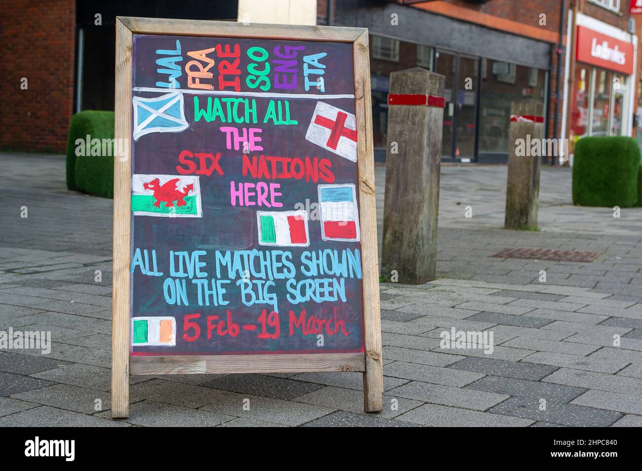 Camberley, Surrey, UK. 10th February, 2022. A colourful Six Nations ...