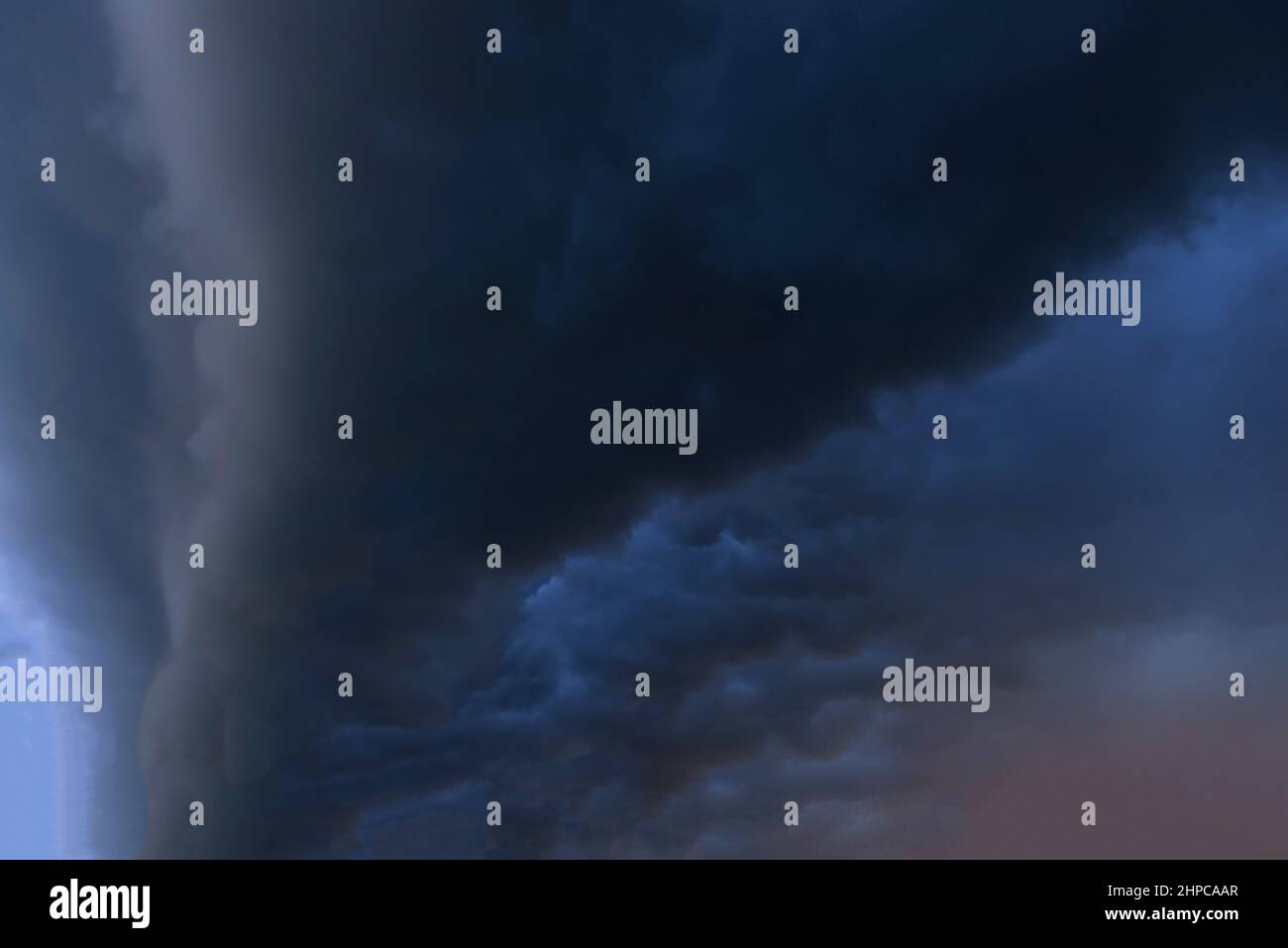 Squall shaft hi-res stock photography and images - Alamy
