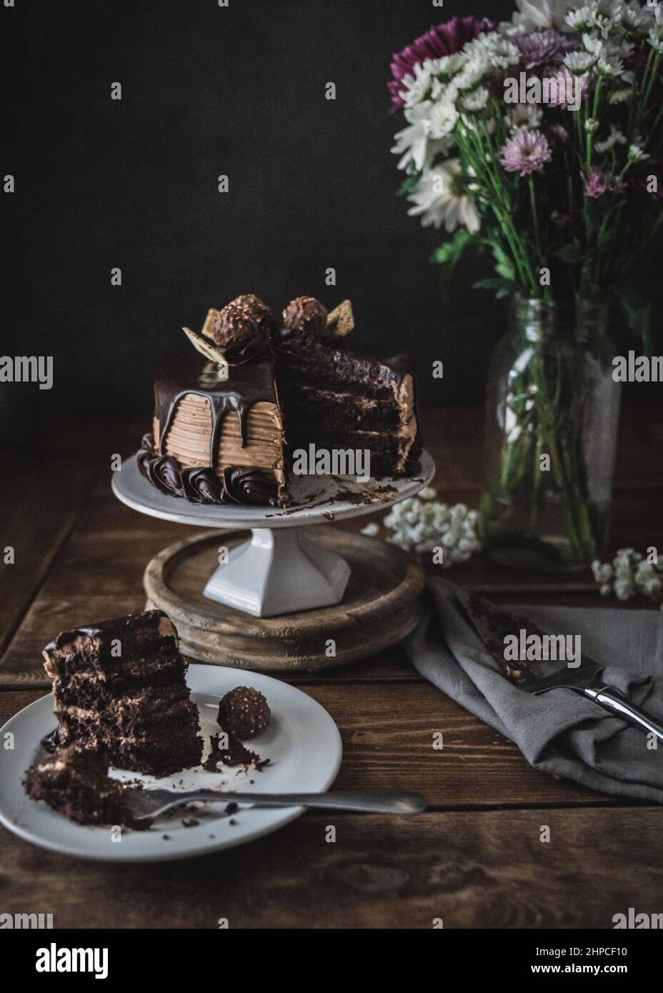Heavenly hazelnut chocolate cake hi-res stock photography and images ...