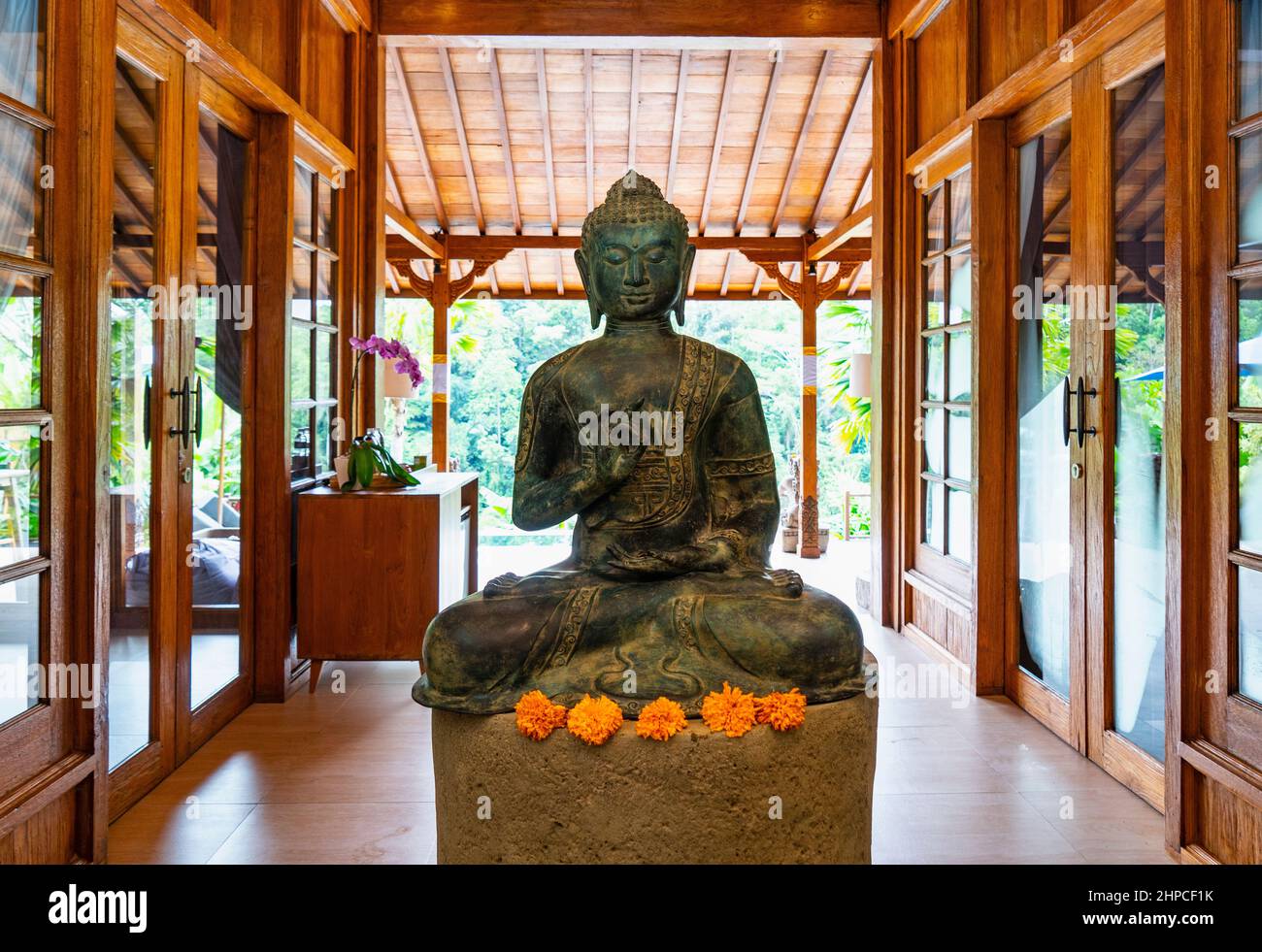 Buddha statue at luxury resort in Bali Stock Photo - Alamy