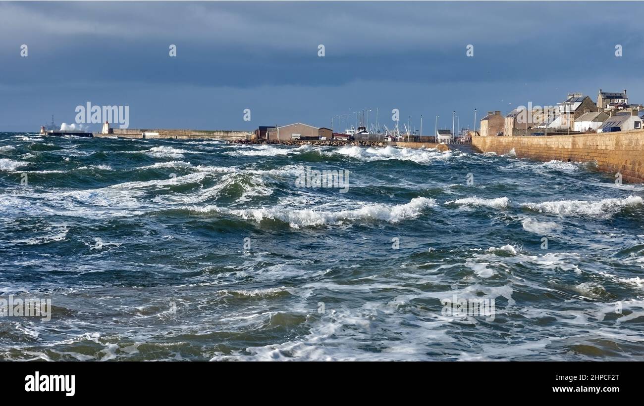 Blue choppy waves hi-res stock photography and images - Alamy