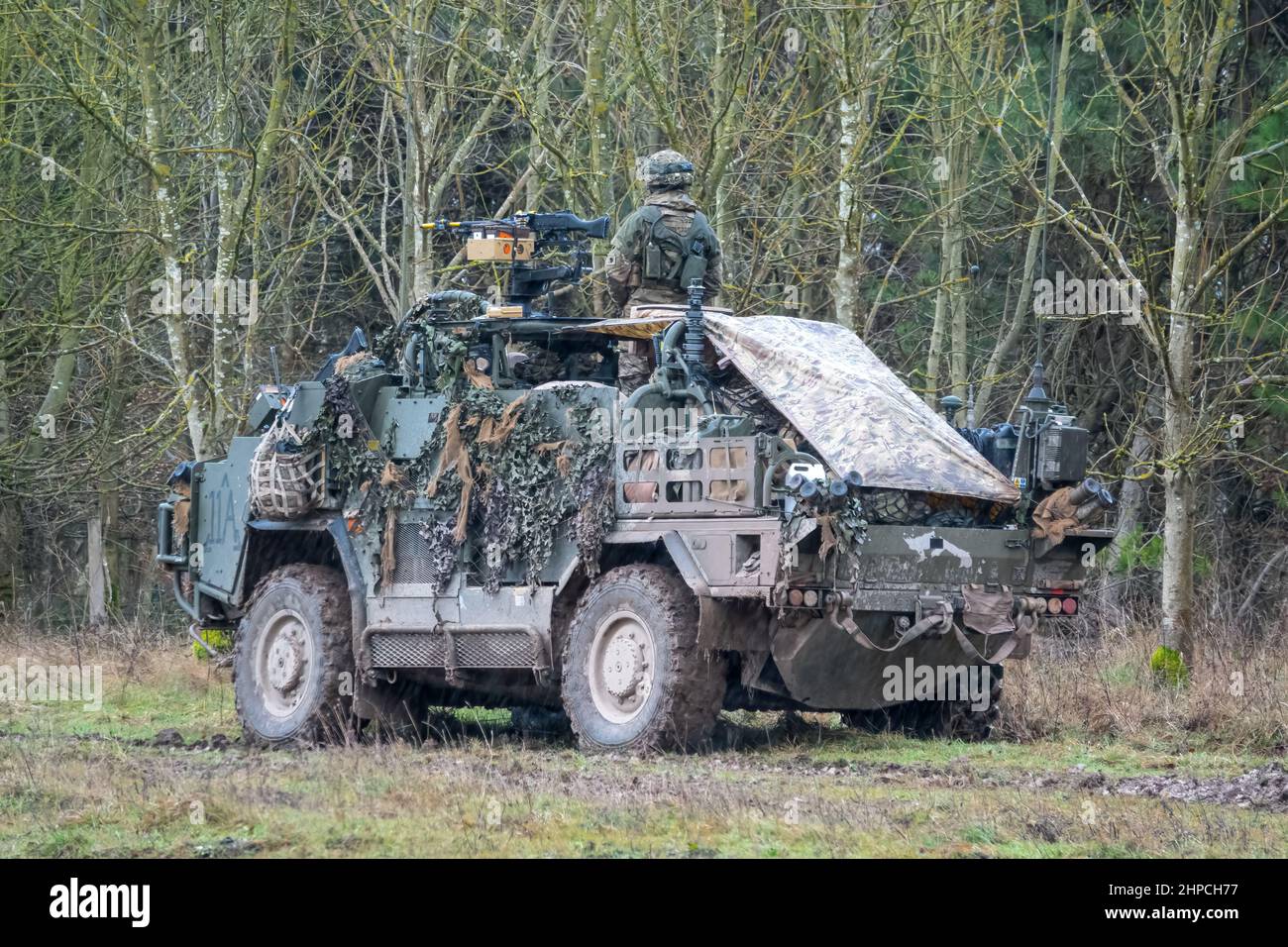 British army Supacat Jackal 4x4 rapid assault, fire support and ...