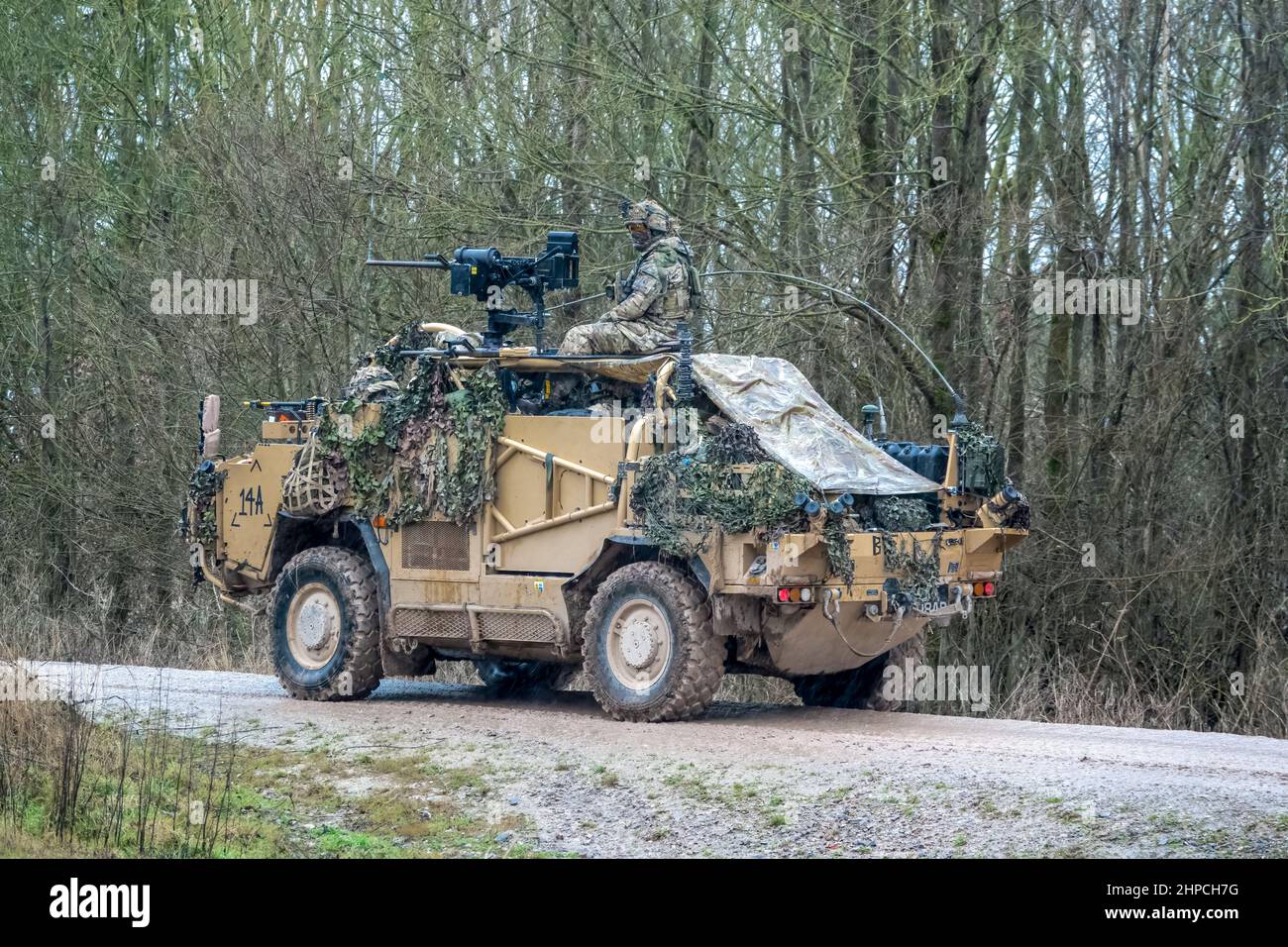 British army Supacat Jackal 4x4 rapid assault, fire support and ...