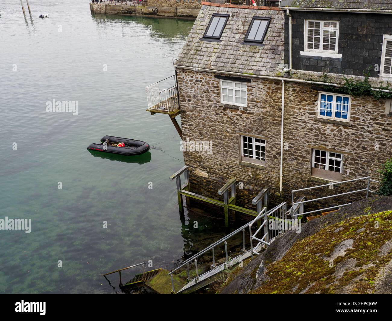 Underwater foundations hi-res stock photography and images - Alamy