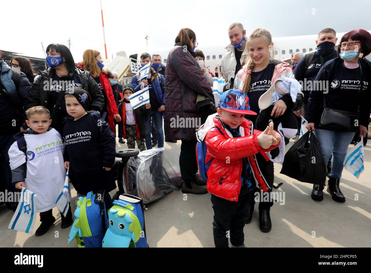 Israel airplane immigrants hi-res stock photography and images - Alamy