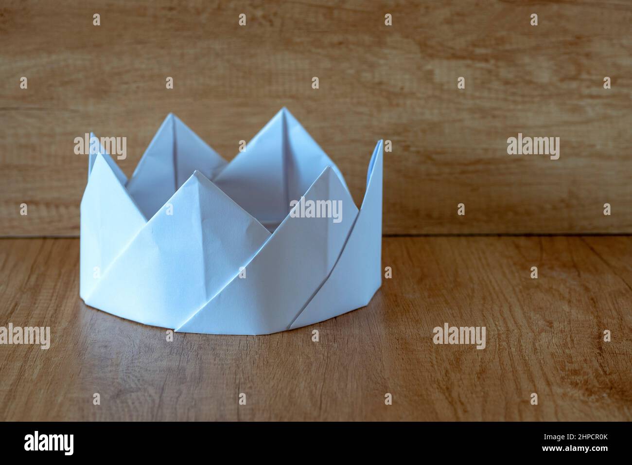 Paper crown. paper white crown. Royal family, royal dynasty concept ...