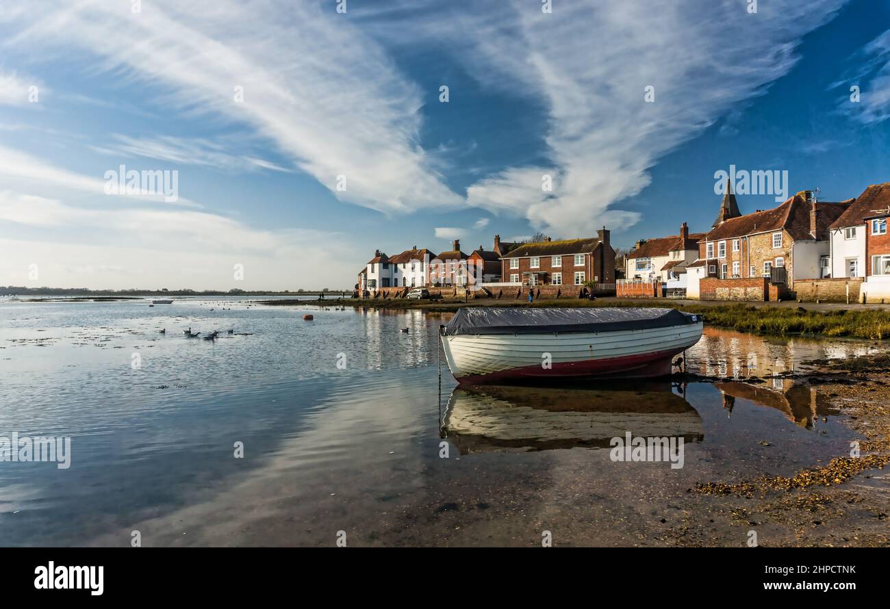 Bosham coastal village hi-res stock photography and images - Alamy