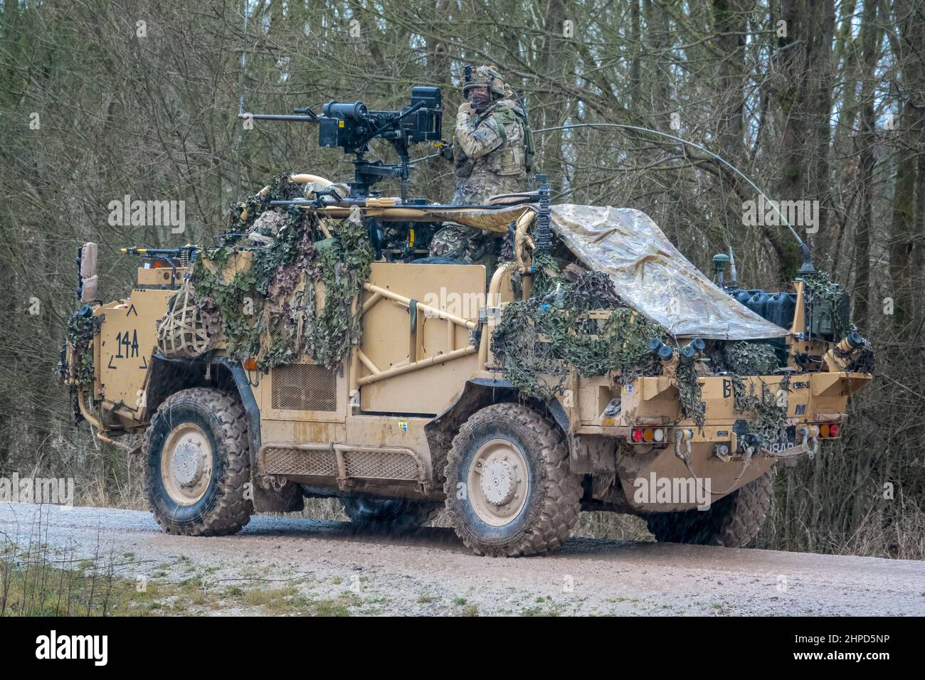 British army Supacat Jackal 4x4 rapid assault, fire support and ...