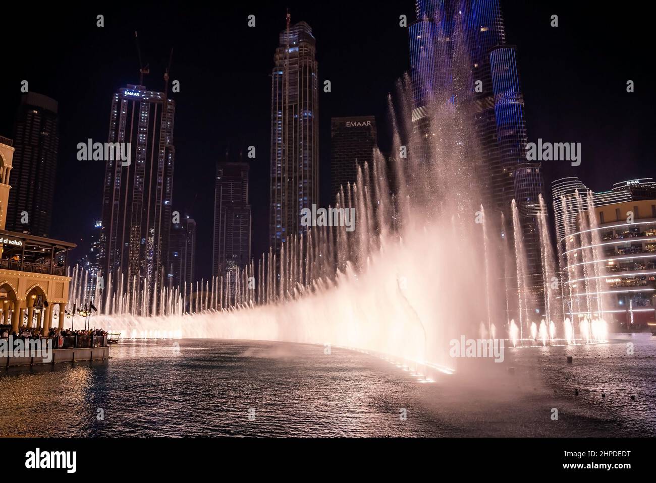 Burj Khalifa skyscraper at night in Dubai Stock Photo - Alamy