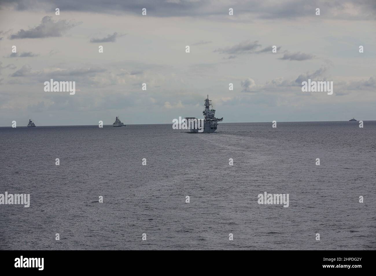 220212-N-ED646-0208 GULF OF TARANTO (Feb. 12, 2022) Italian Navy Andrea ...