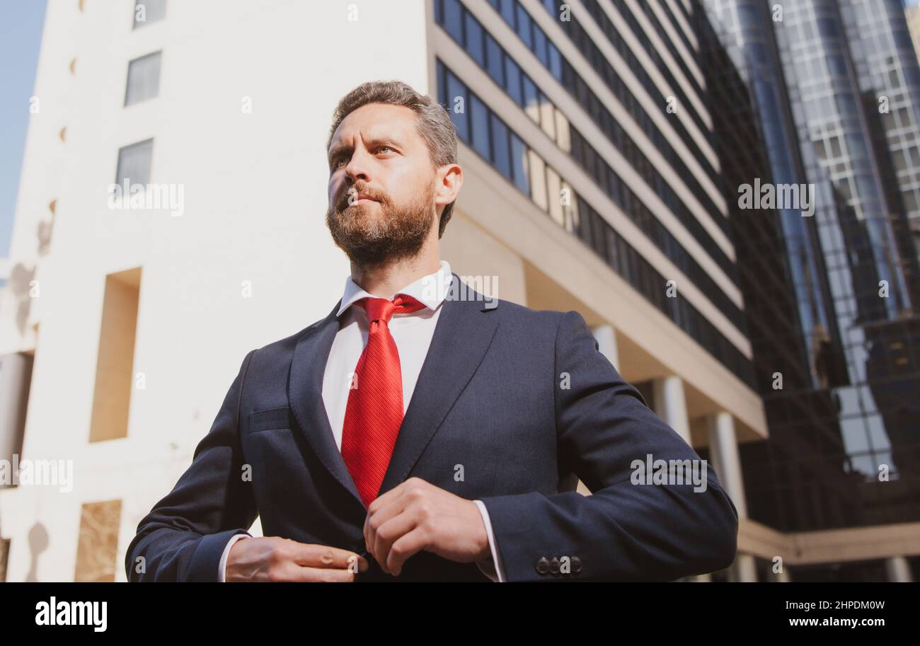 Suiting Trend Businessman Wear Classic Suit Business Formal Style