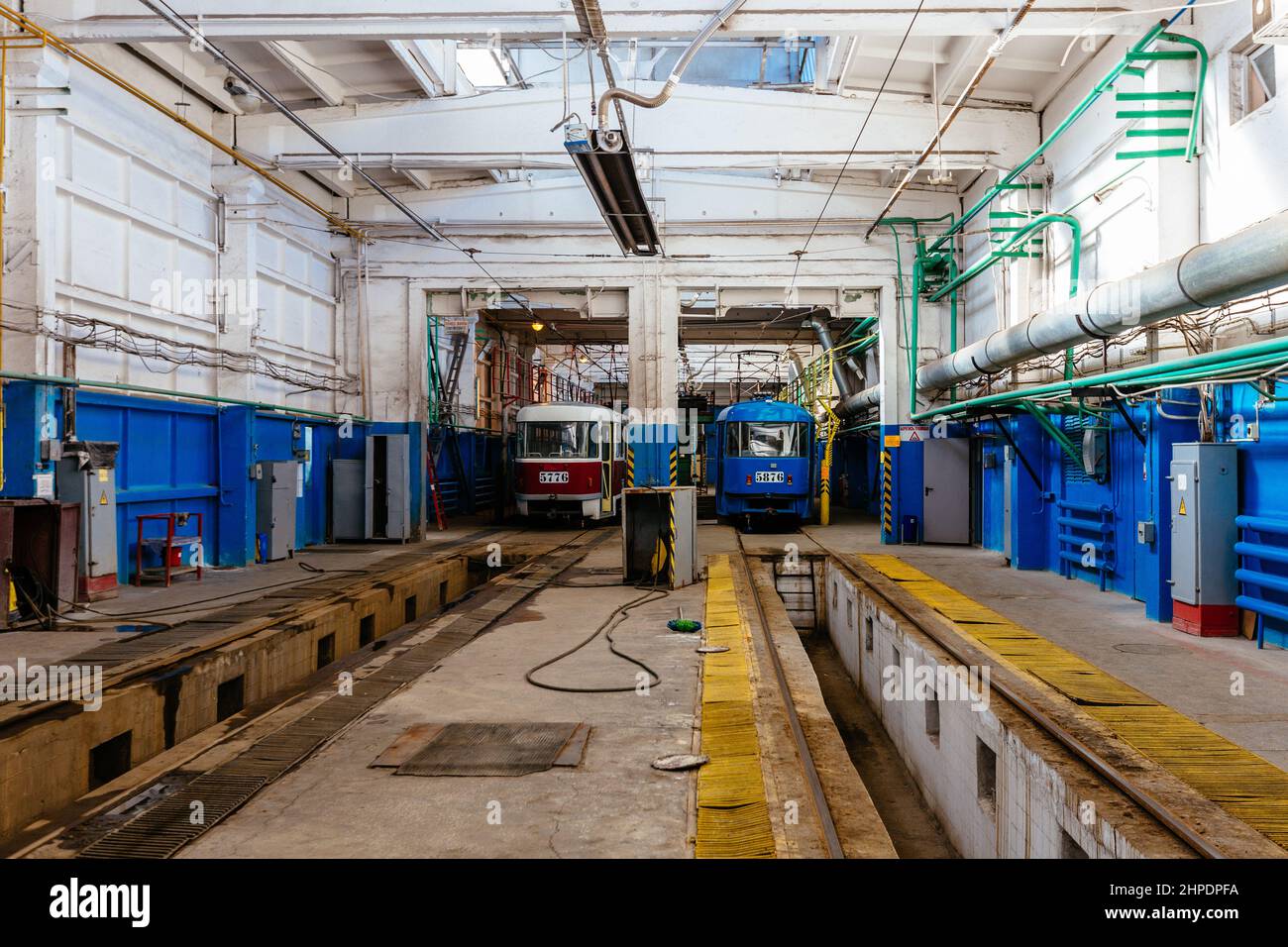 Tramway train maintenance garage hi-res stock photography and images ...