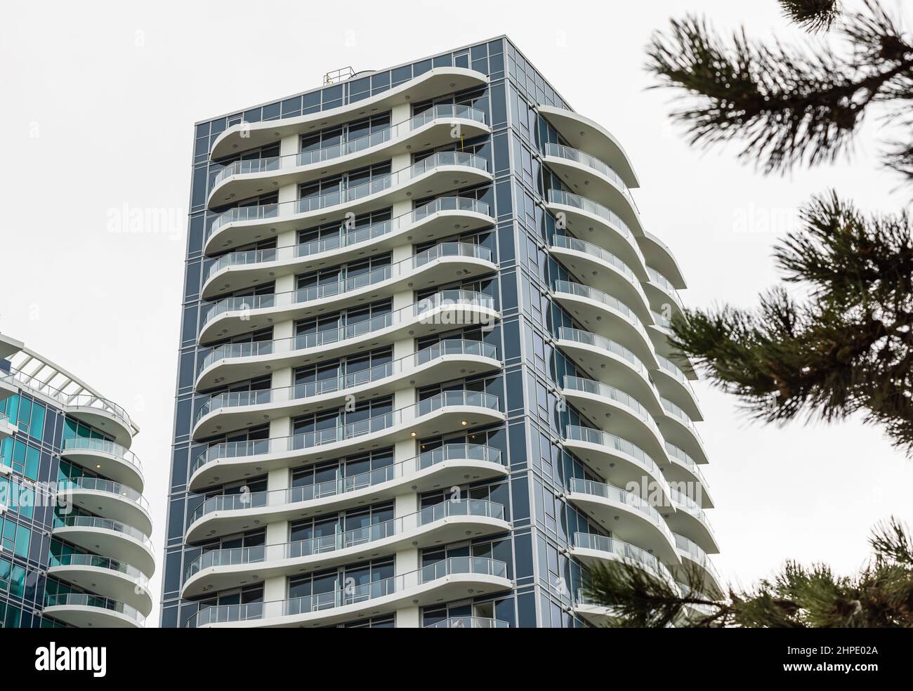 Facade detail of a modern high-rise apartment building Stock Photo - Alamy