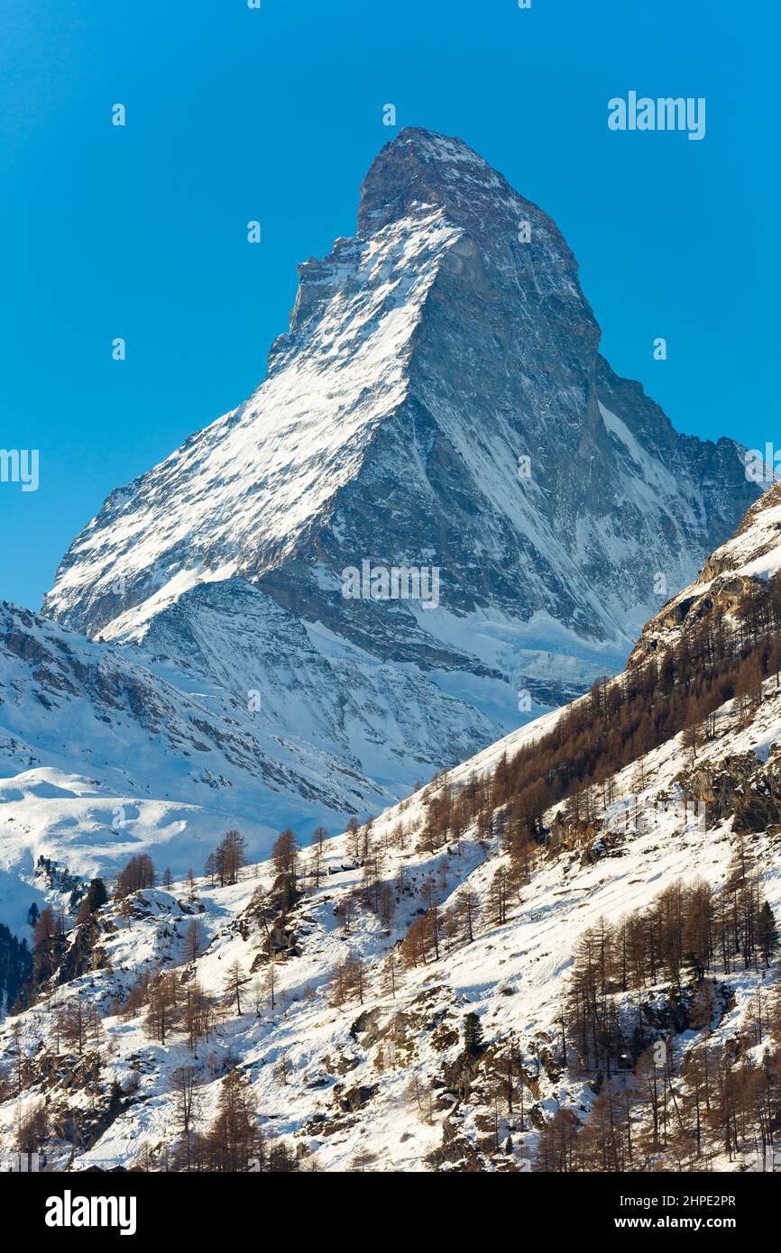 Stunning view of Matterhorn mountain in Swiss Alps Stock Photo - Alamy