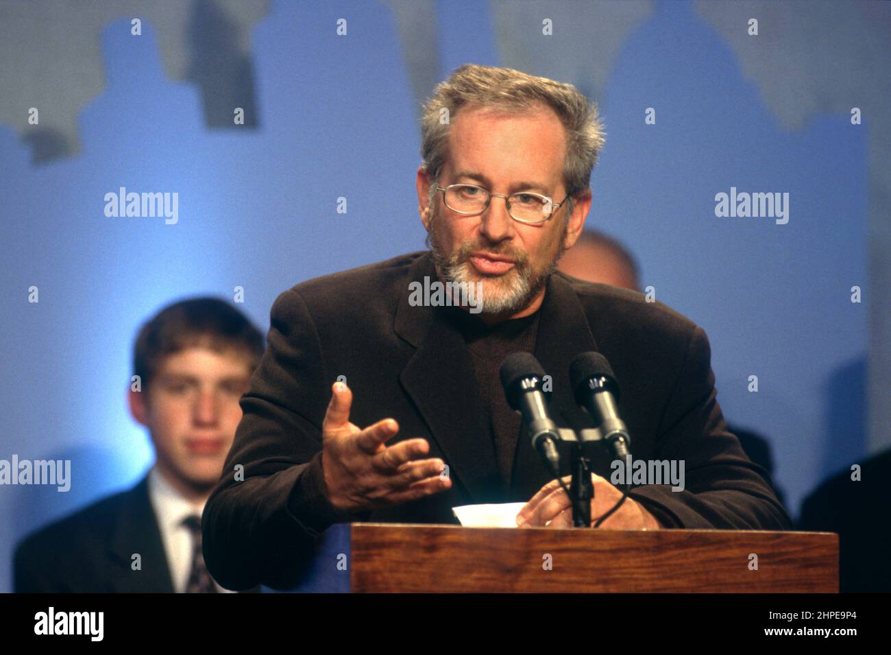 Kids standing line movie hi-res stock photography and images - Alamy