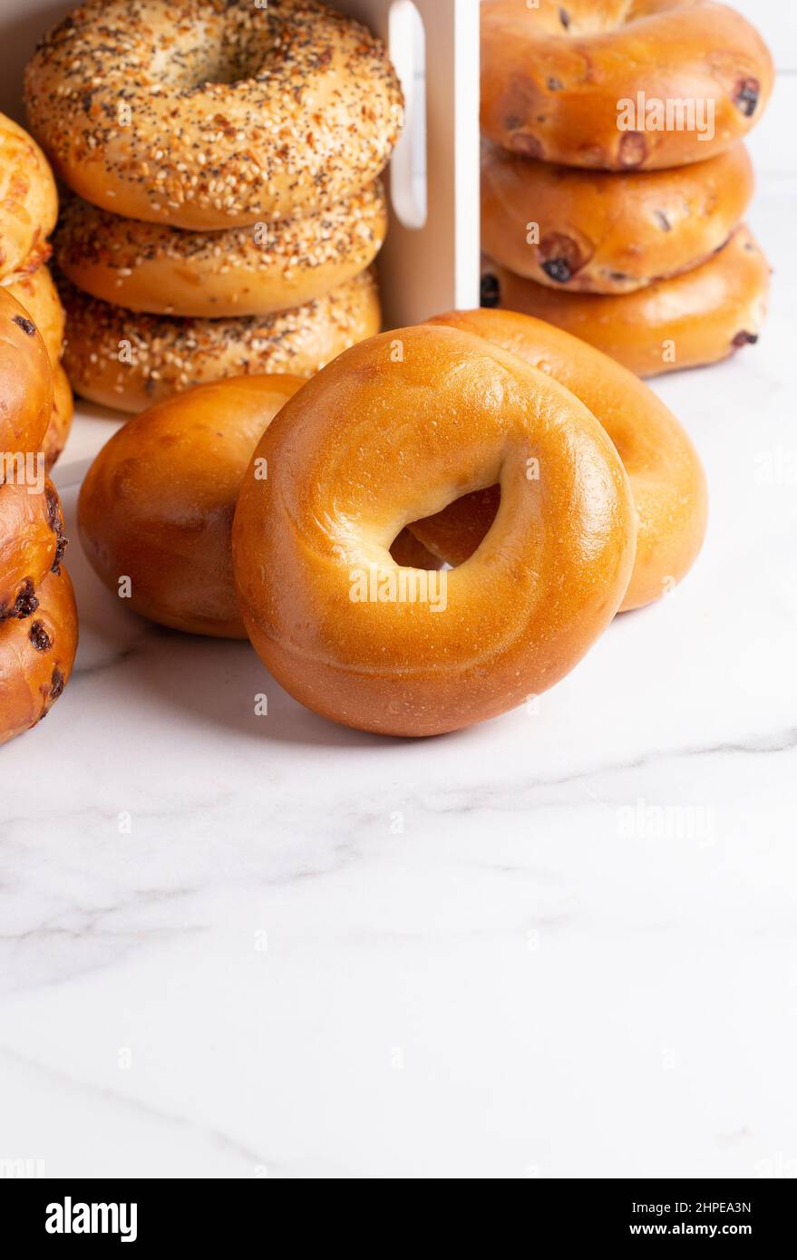 Bagel selection counter hi-res stock photography and images - Alamy