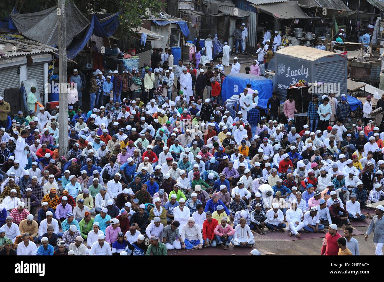 Mumbai Bandra Maharashtra India April 2019 : Festival of Indian Muslims ...