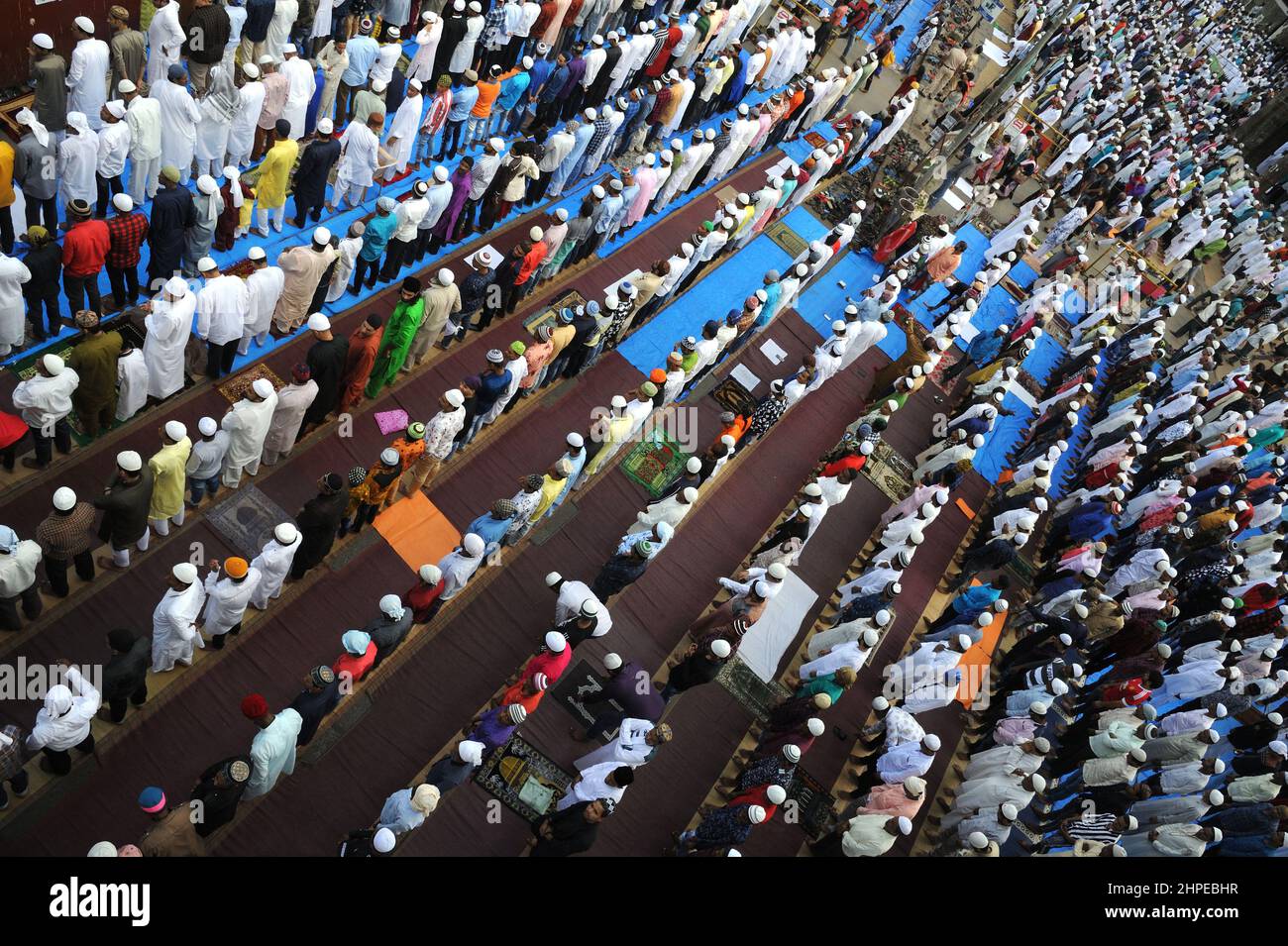 Mumbai Bandra Maharashtra India April 2019 : Festival of Indian Muslims ...