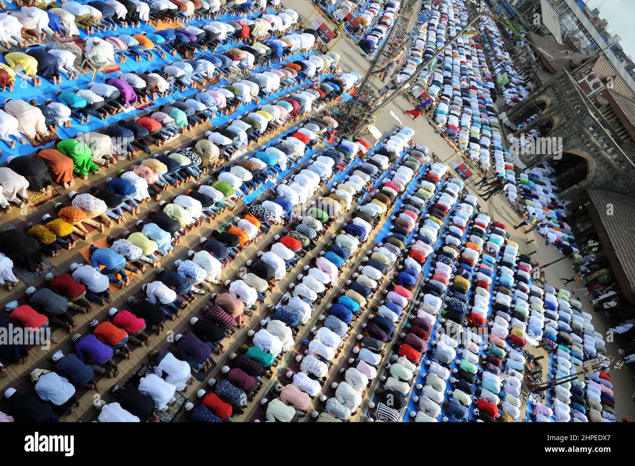Mumbai Bandra Maharashtra India April 2019 : Festival of Indian Muslims ...