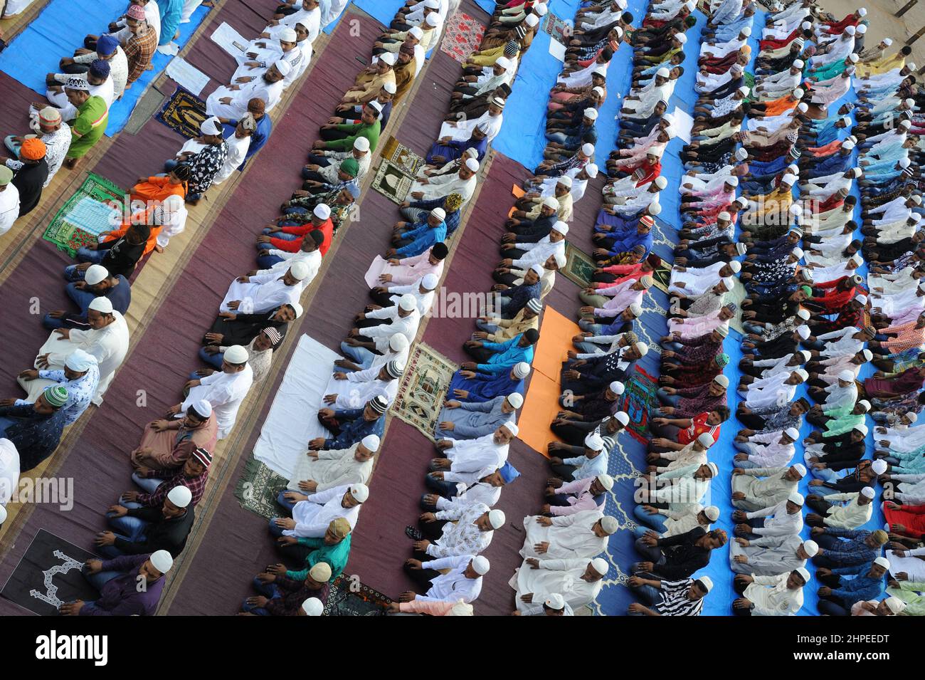 Mumbai Bandra Maharashtra India April 2019 : Festival of Indian Muslims ...