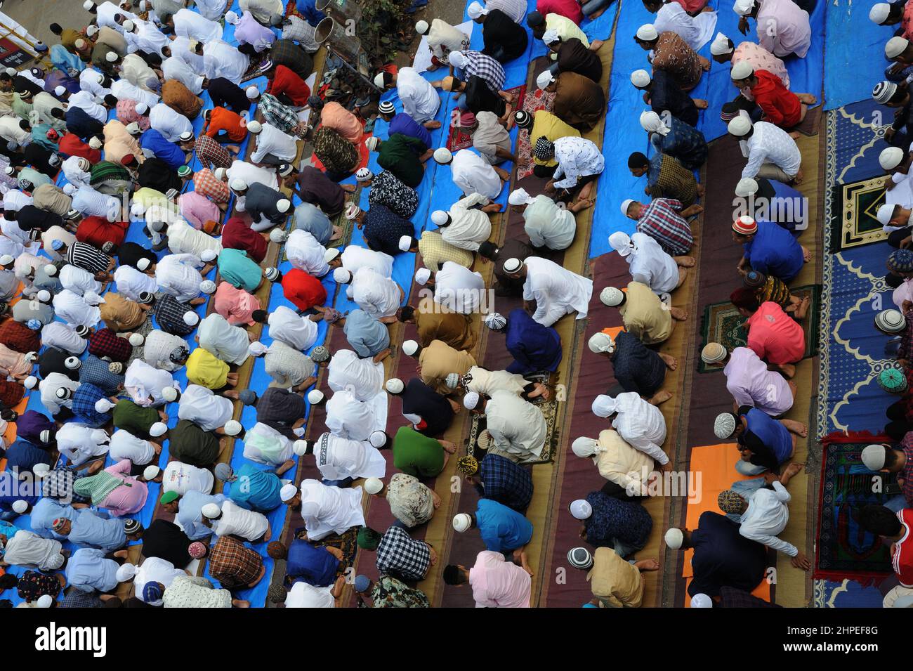 Mumbai Bandra Maharashtra India April 2019 : Festival of Indian Muslims ...