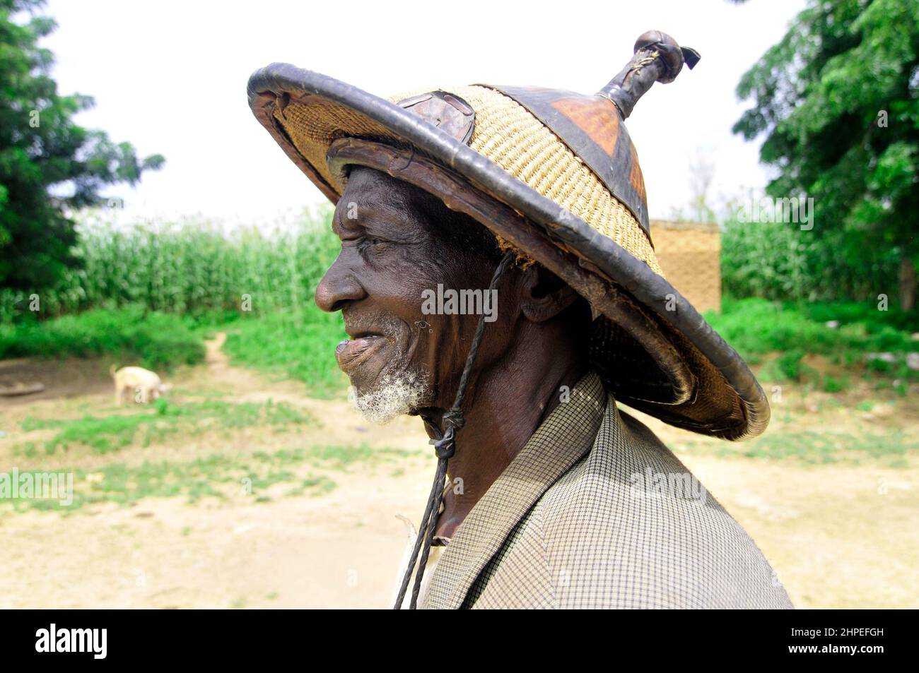 An elderly Mossi man wearing a traditional hat. Central Burkina Faso ...