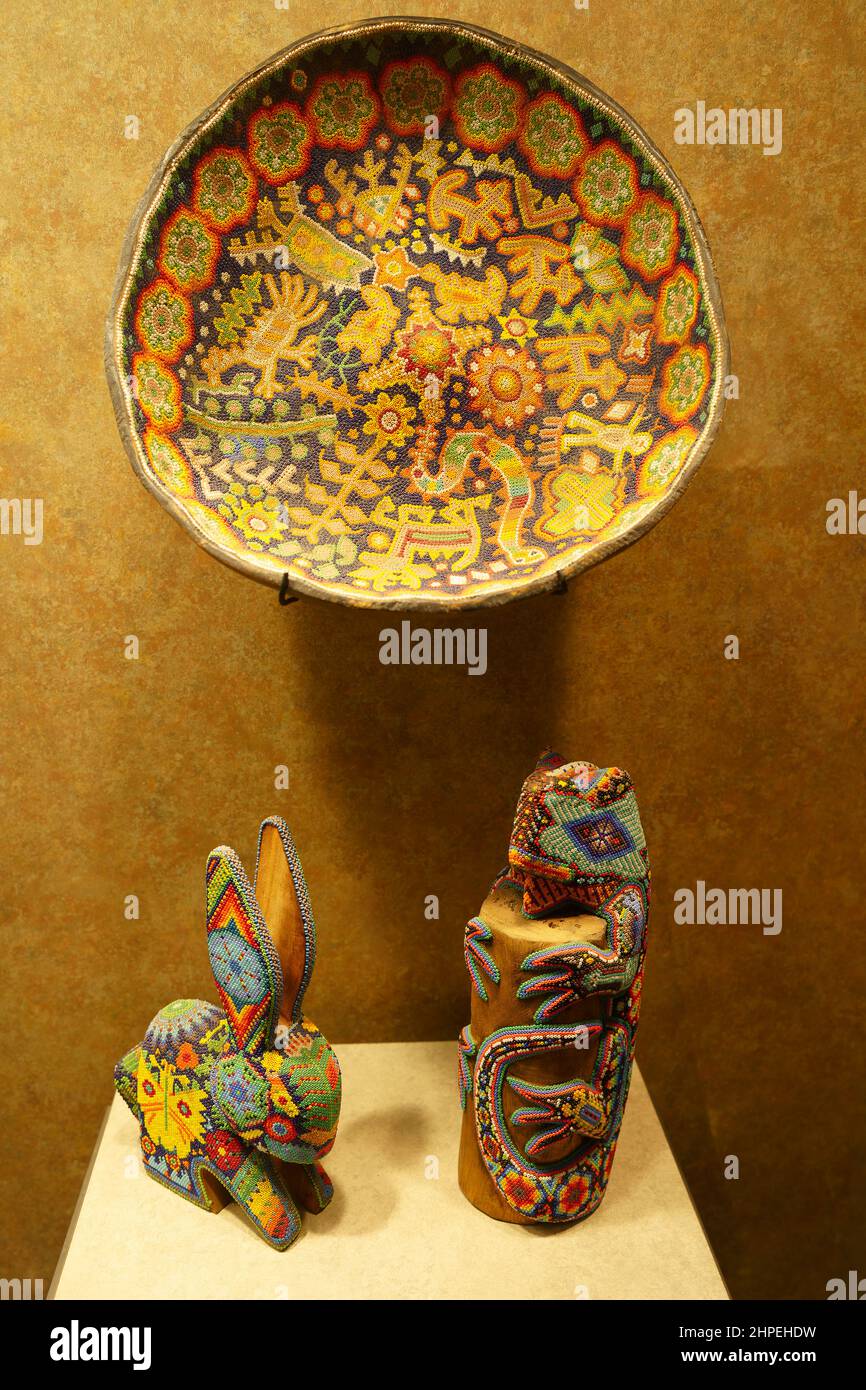Mexican traditional crafts Stock Photo - Alamy