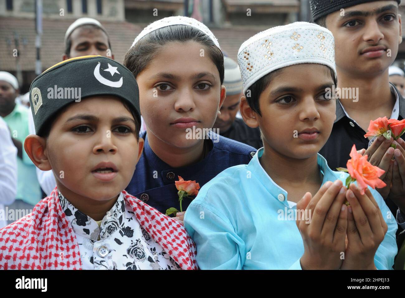 Mumbai Bandra Maharashtra India April 2019 : Festival of Indian Muslims ...
