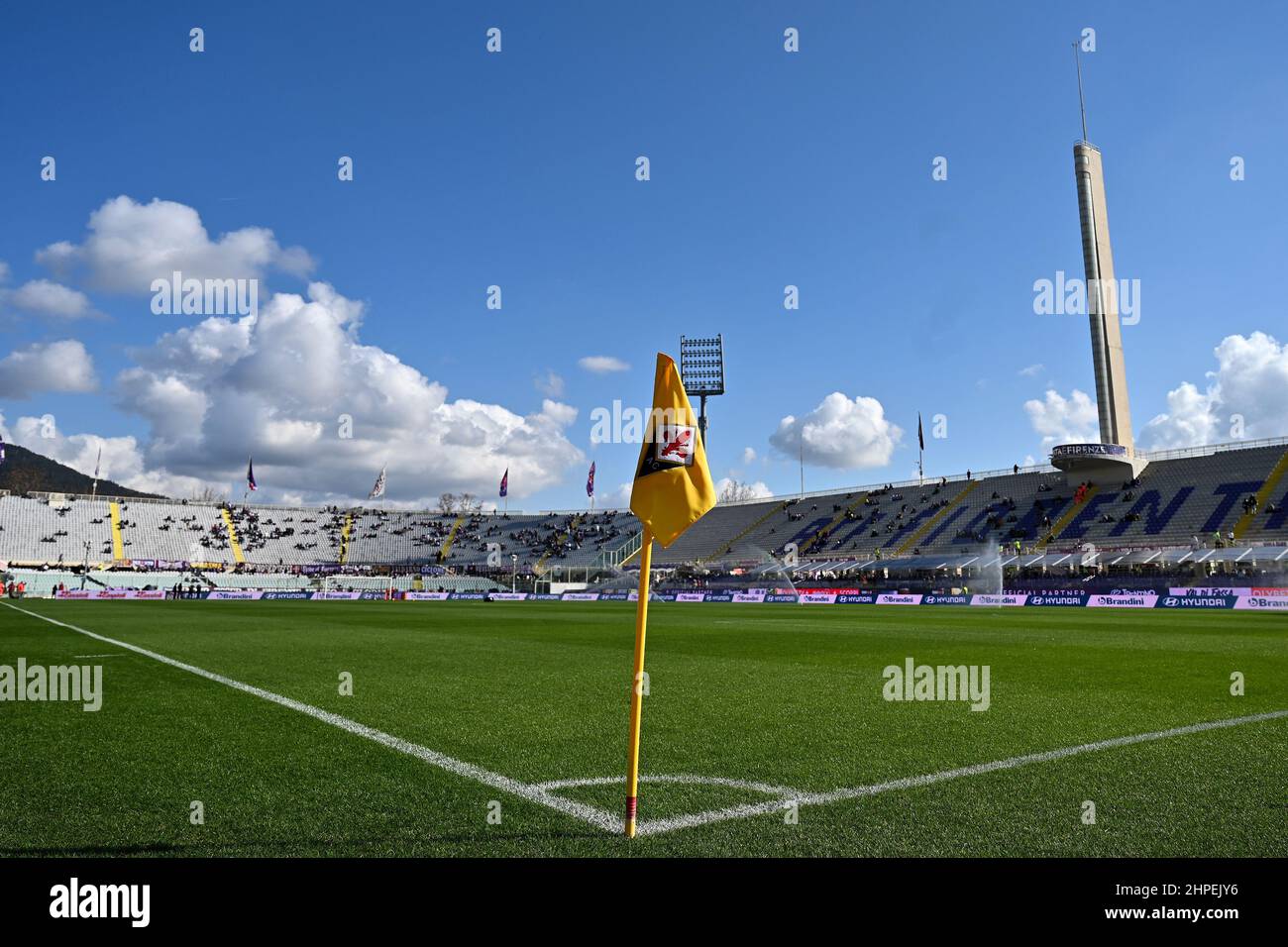 Football general view stadium corner flag hi-res stock photography and ...