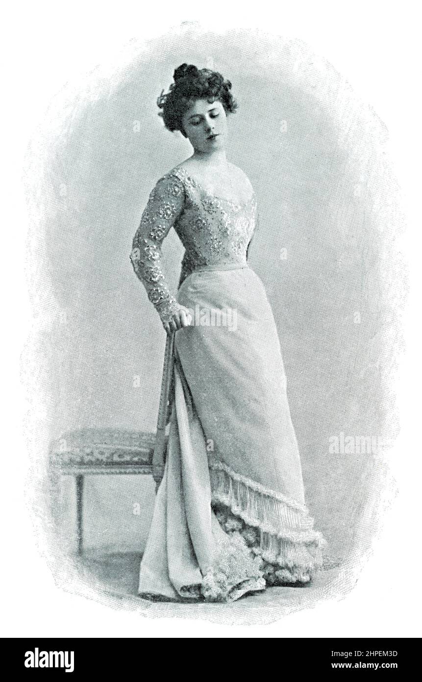 Portrait of a woman in fashionable clothes of that time. Image from the ...