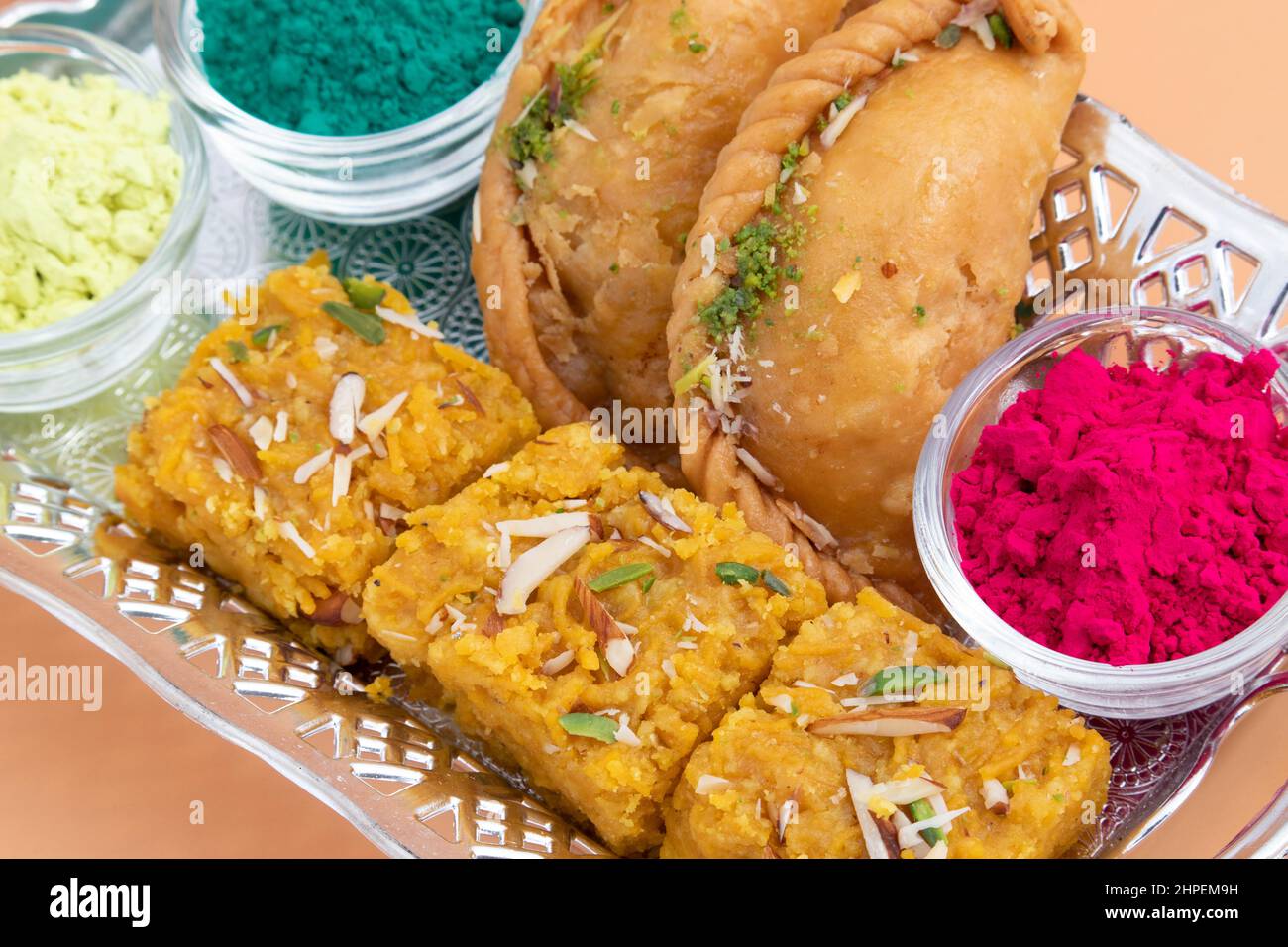 Indian holi powder hi-res stock photography and images - Alamy